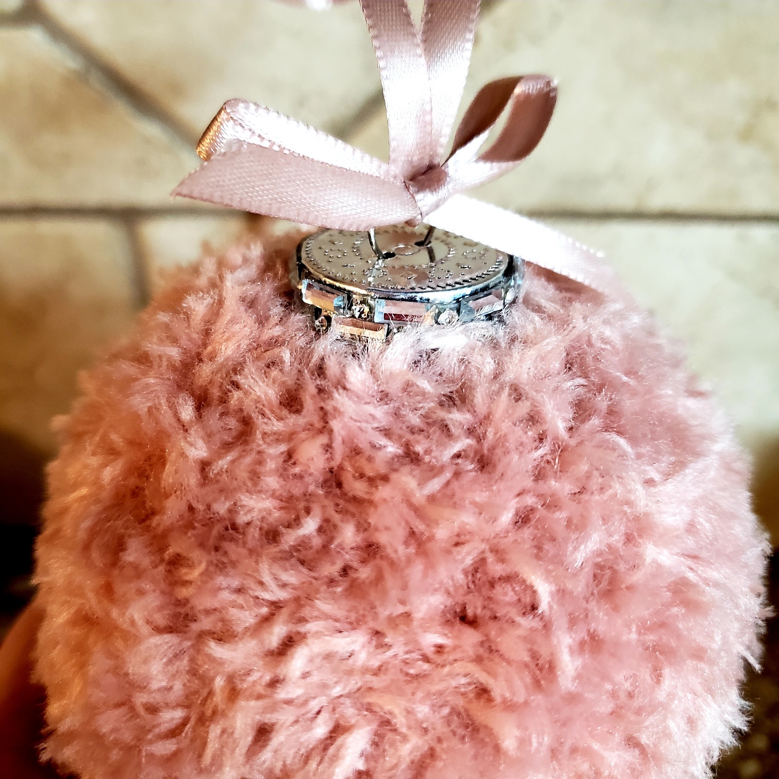 Christmas Fuzzy Fur Ornament - Erlbacher Knitting Machines